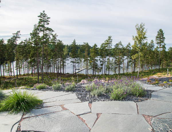 Skiffer Offerdal oregelbunden grå 2-4 cm | Handla hos Flisby